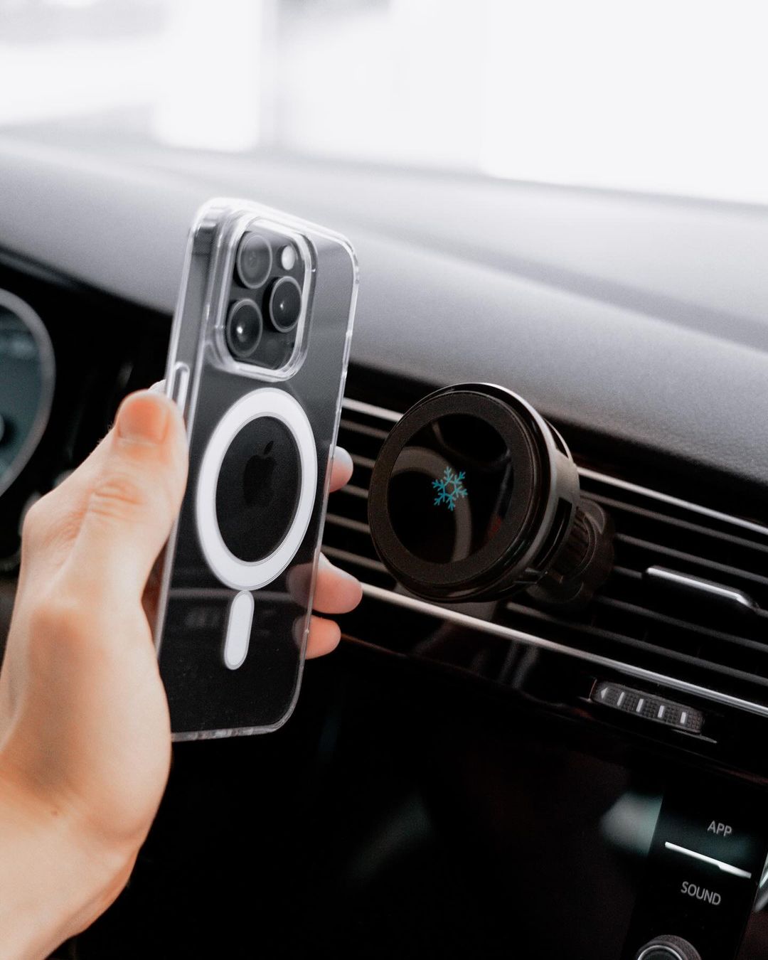 Best MagSafe Car Mount for iPhone 16 Pro Max: 2024 Black Friday Deals